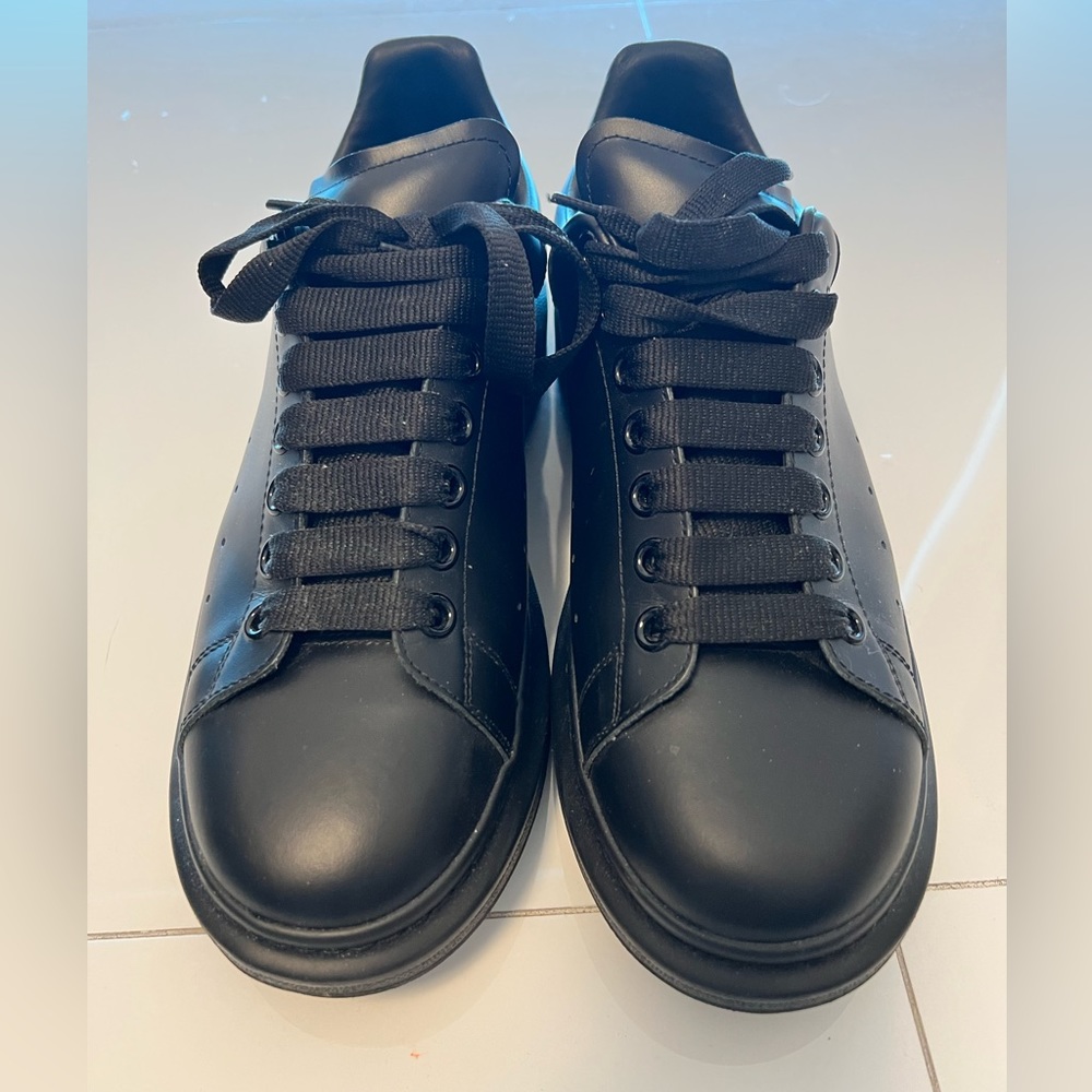 100% Authentic All Black Alexander Mcqueen Men Sneake… - Gem